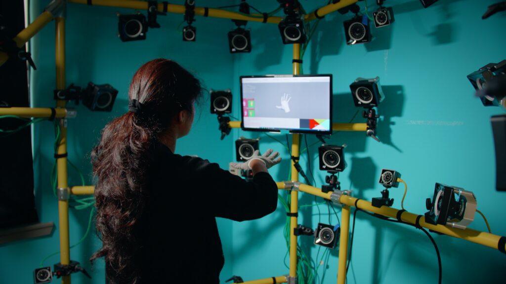 XR Development Solutions | AR-VR-MR | Qualitest
